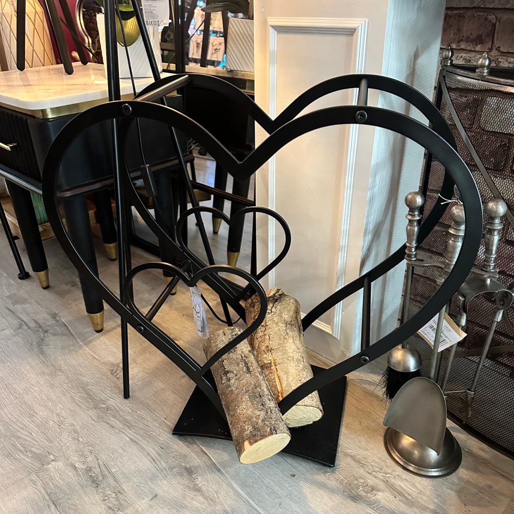 Iron Cut Out Heart Timber Holder | Home Sweet Home
